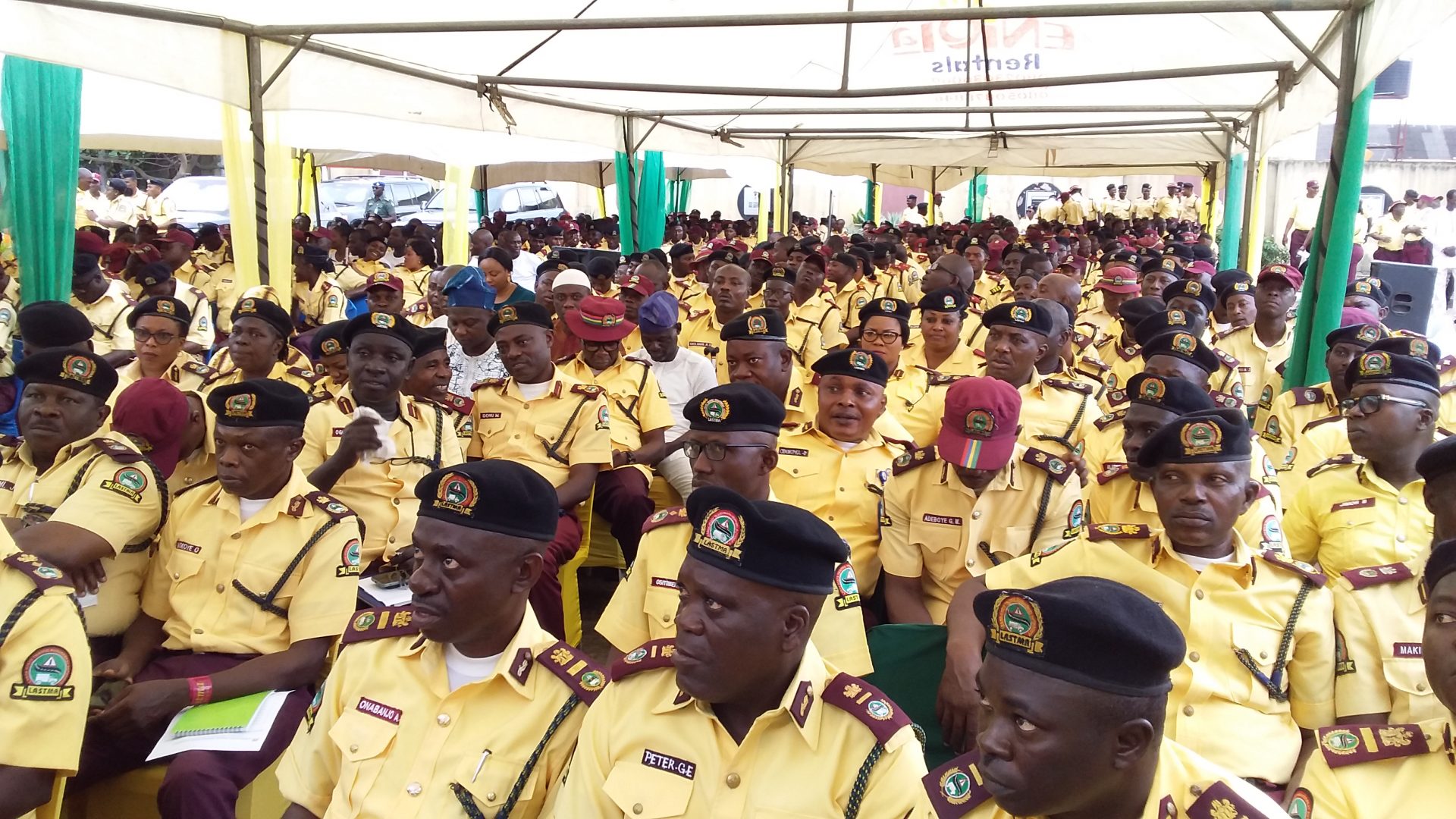 LASTMA officer slumps and dies on duty - OtownGist Media