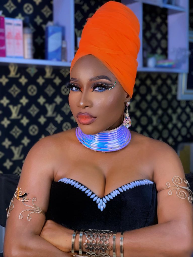 Singer Floxy reveals how Owerri OAP’s sex-for-airplay demands made her quit music - OtownGist Media