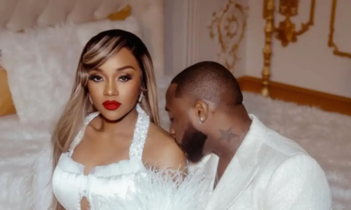 Davido Stuns the World—Chioma Flaunts a 10-Carat, $950K Oval Diamond ...